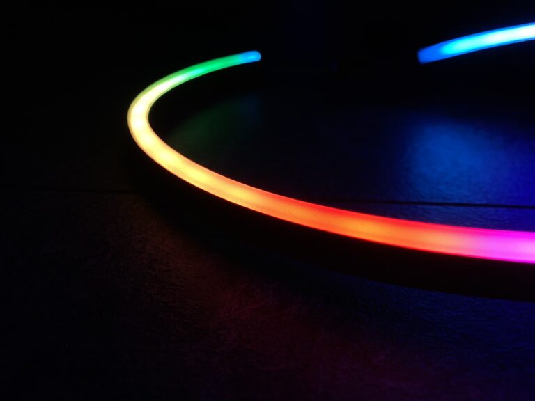 Review: Phanteks Neon Digital RGB LED Combo, M5 en M1 Kit - TechGaming